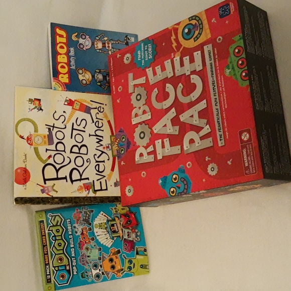Educational Insights | Games | Robot Fan Bundle Robot Face Race Game ...